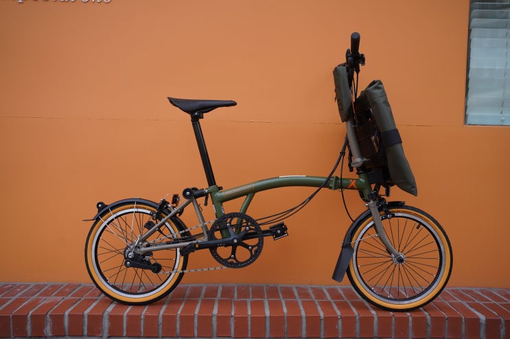 [별내 자전거] 한정판 브롬톤(Brompton) 베어그릴스 에디션 출고 소식 : 네이버 블로그