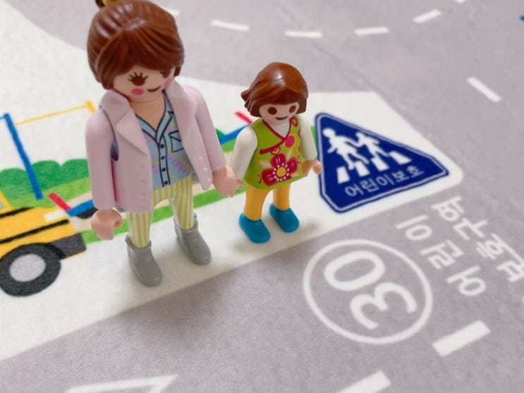 엄마표놀이 자동차 도로매트를 활용한 어린이 교통안전수칙 익히기 네이버 블로그
