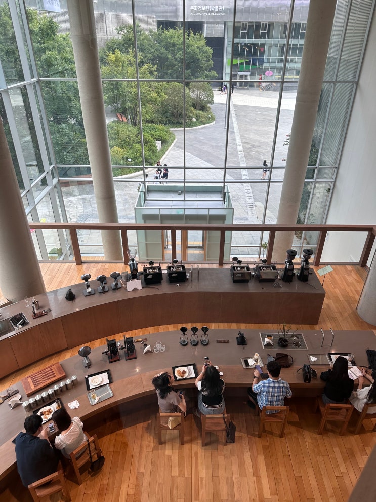 광주 동명동 카페 진정성 광주편 위치,주차,메뉴추천 : 네이버 블로그