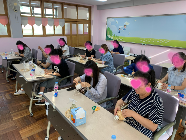라탄공예출강마라메이드 서부교육지원 교사연수 힐링프로그램 라탄출강수업 옥천초등학교 라탄무드등만들기 다녀왔습니다 ㅎㅎ