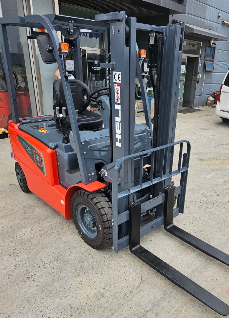 2. 헬리지게차, HELI H4 시리즈 경제형 리튬지게차 소개 : 네이버 블로그