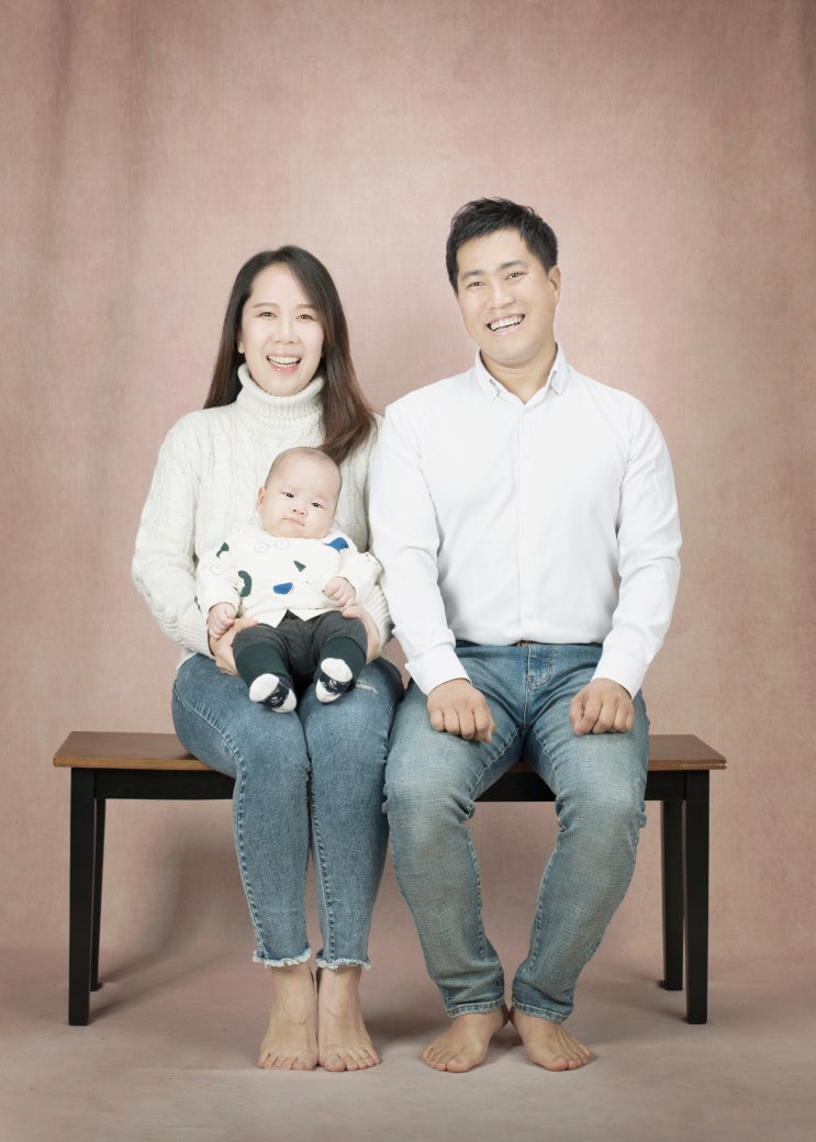 인천검암검단 사진관추천 만삭부터 셋이된가족사진 그리고 아기독사진등 아기와 가족의 기록을 깔끔하게 남기기좋은 스튜디오아기