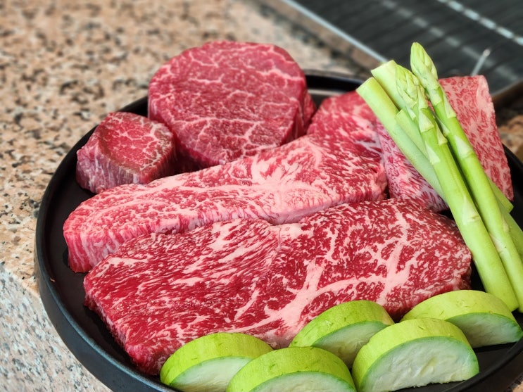 분당 수내 한우 오마카세 예우 평일 런치코스 후기룸에서 가족모임하기 좋아요룸 무료 이용 네이버 블로그