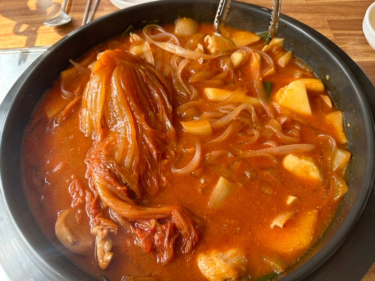 포항 남구 맛집 오광이네 맛있게 매운 묵은지 순살 닭도리탕 찐맛집 네이버 블로그