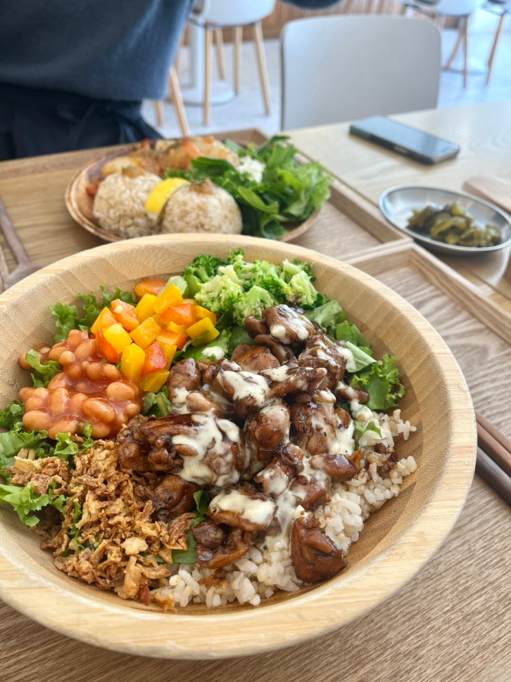 춘천 포케 슬로우캘리 거두리 맛집 블랙페퍼 치킨보울 하와이안 갈릭 쉬림프 네이버 블로그