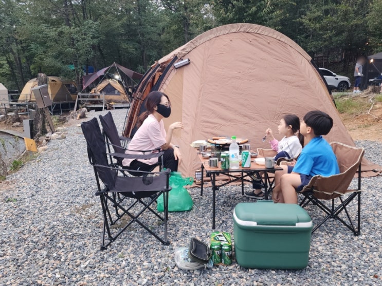 김해 가야랜드 달빛야영장 신어존 20번 파쇄석 사이트 : 네이버 블로그