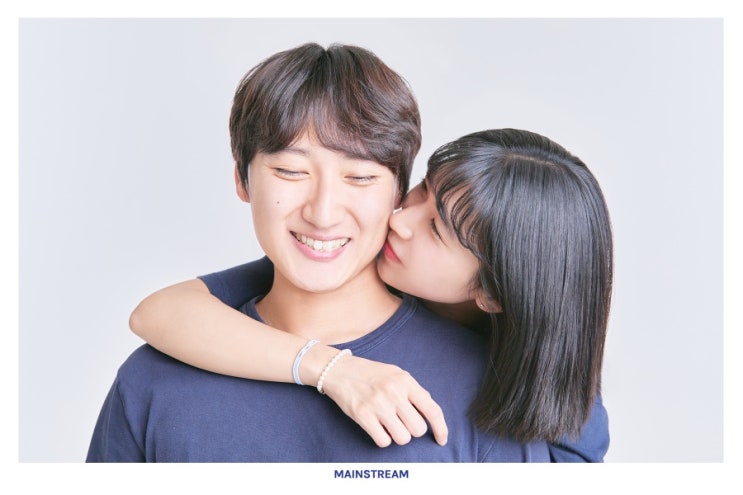 홍대입구역 메인스트림 스튜디오 홍대 데이트 셀프사진관 포켓 사진 이벤트 네이버 블로그