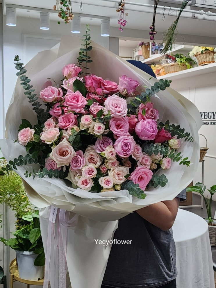 부산 프로포즈꽃다발은 대형장미꽃다발로 감동받게 해주세요 해운대꽃집광안리꽃집대연동꽃집 네이버 블로그