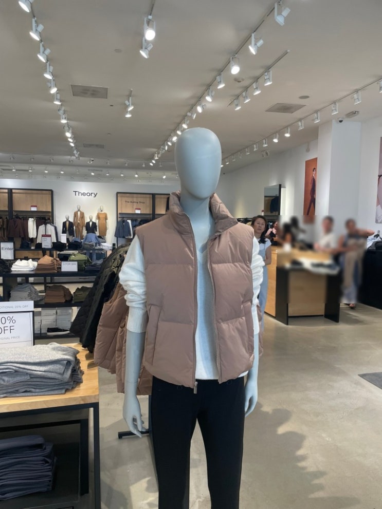 27만 5천원 !!! ) THEORY CROP PUFFER DOWN VEST 23년 신형 : 네이버 블로그