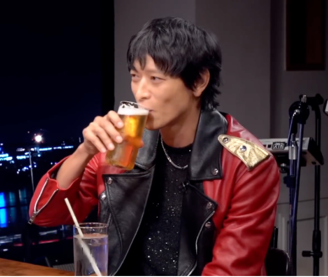 셀린느 자켓 라이더자켓 착용한 피식쇼 강동원 패션 : 네이버 블로그