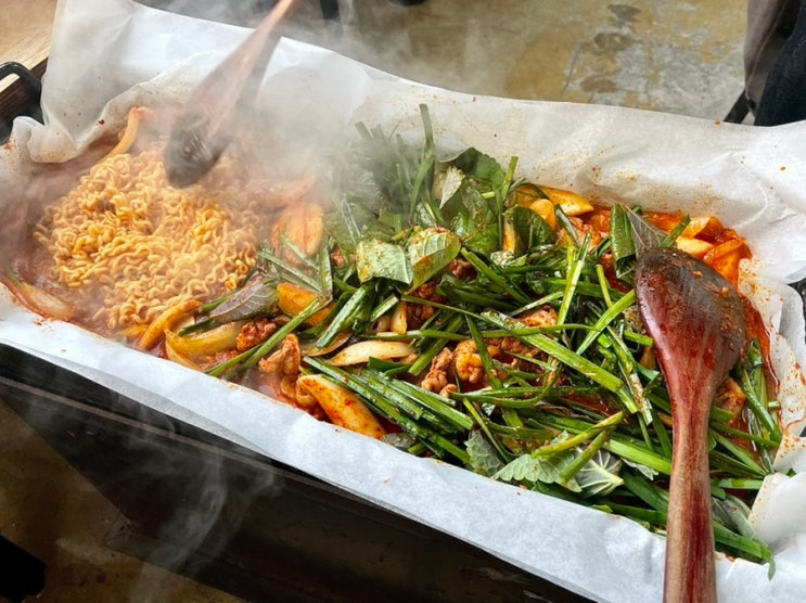 파주 맛집 헤이리마을 근처 오리주물럭 맛집 초원오리농장 And 말똥도넛 네이버 블로그