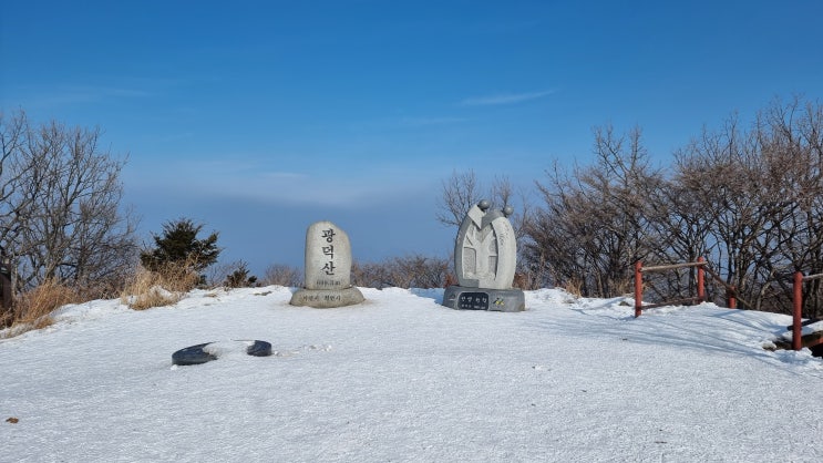천안 광덕산충남천안 원조 호두나무를 품은 광덕사가 있는 광덕산은 우리지역 최고의 인기 산행지이며 100대 명산이기도 합니다
