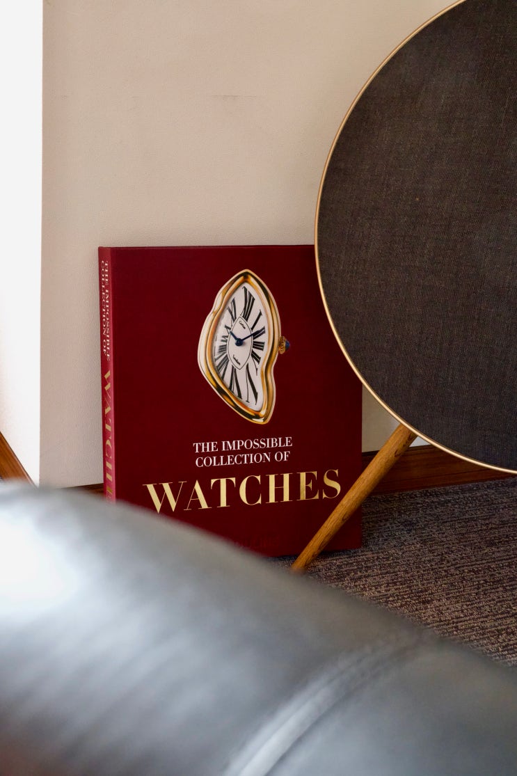 [시계책] The Impossible Collection of Watches by Assouline : 네이버 블로그