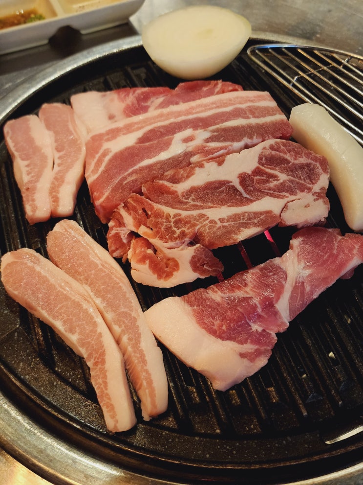 병점맛집 숙성고기가 맛있는 병점고기집 두껍집 개구리한판으로 든든하게 네이버 블로그
