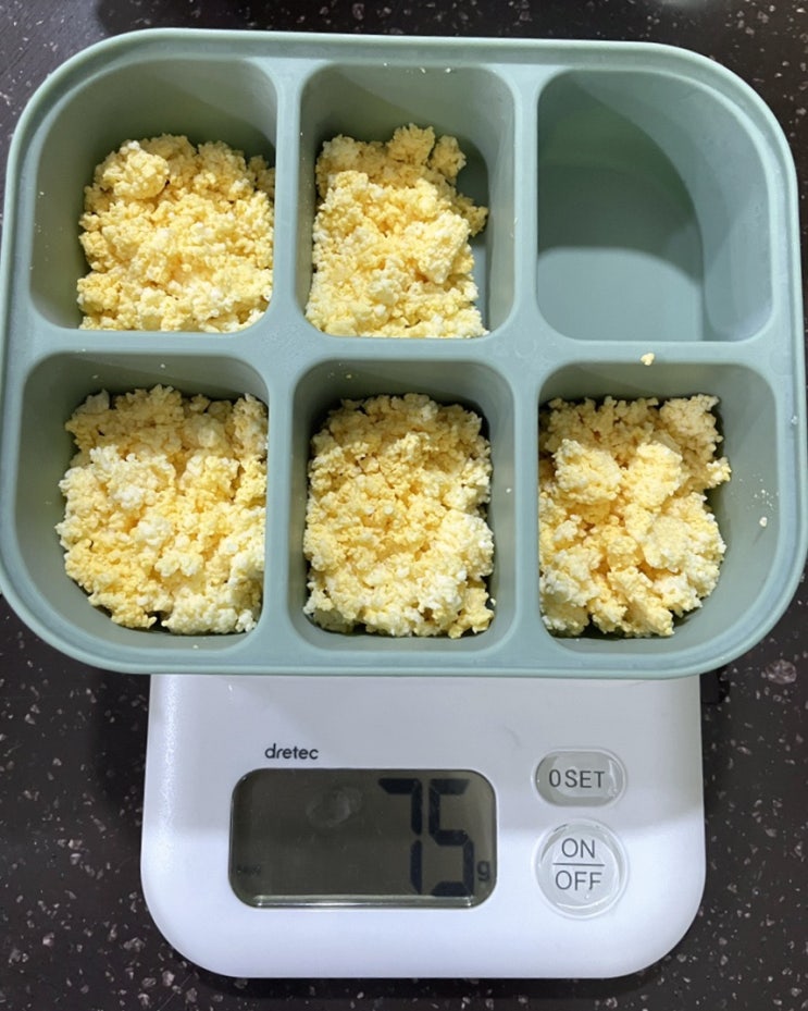 초기 이유식 하루에 4가지 큐브 만들기 초기중기 쌀가루쌀밀가루계란흰자노른자소고기 우둔살 네이버 블로그