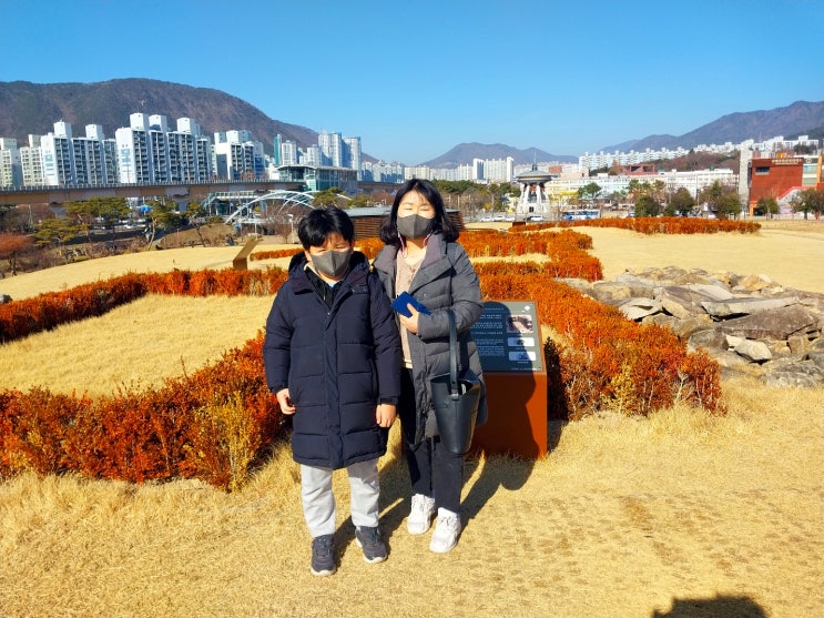 금관가야 왕도 김해 여행 두번째 이야기 역사를 품은 타임캡슐 대성동 고분군과 해반천 가야의 거리 네이버 블로그