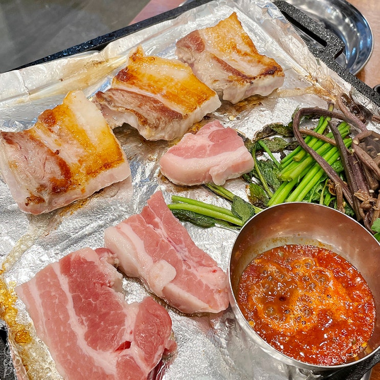 수원 신동 맛집 올만에 꼬기 먹어주러 역북집 영통점 네이버 블로그