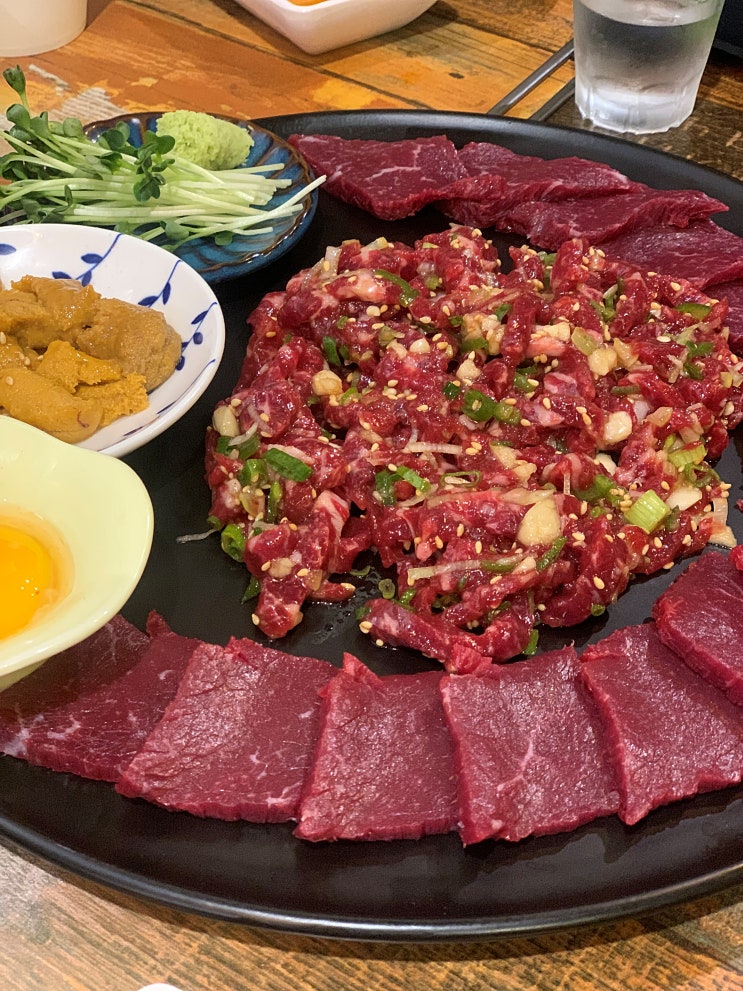 방이동 먹자골목 당일도축 신선한 함평육회 방이본점 내돈내먹 네이버 블로그