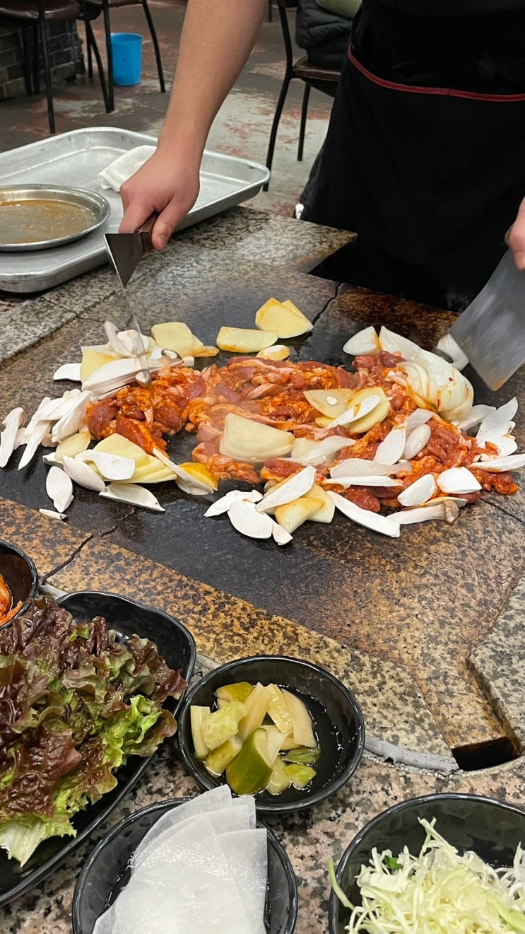 용인 오리고기 맛집 돌판에 구워먹는 오리구이 황금오리 양념 주물럭 먹고 온 솔직 후기 네이버 블로그