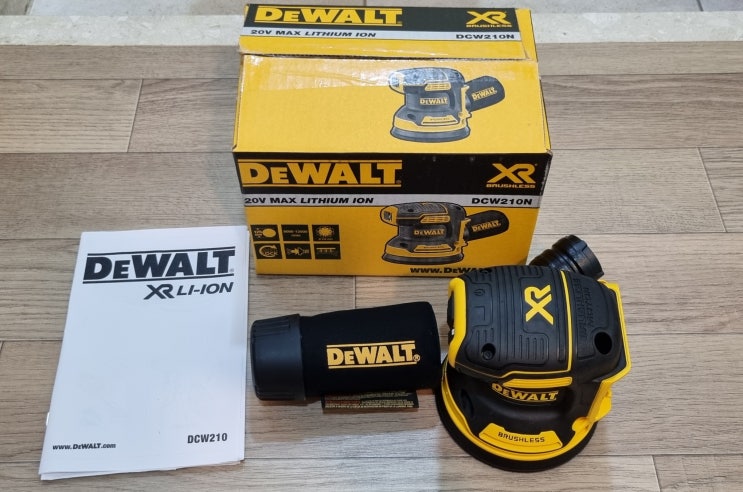 디월트 DCW210 무선 원형 샌딩기 : 네이버 블로그