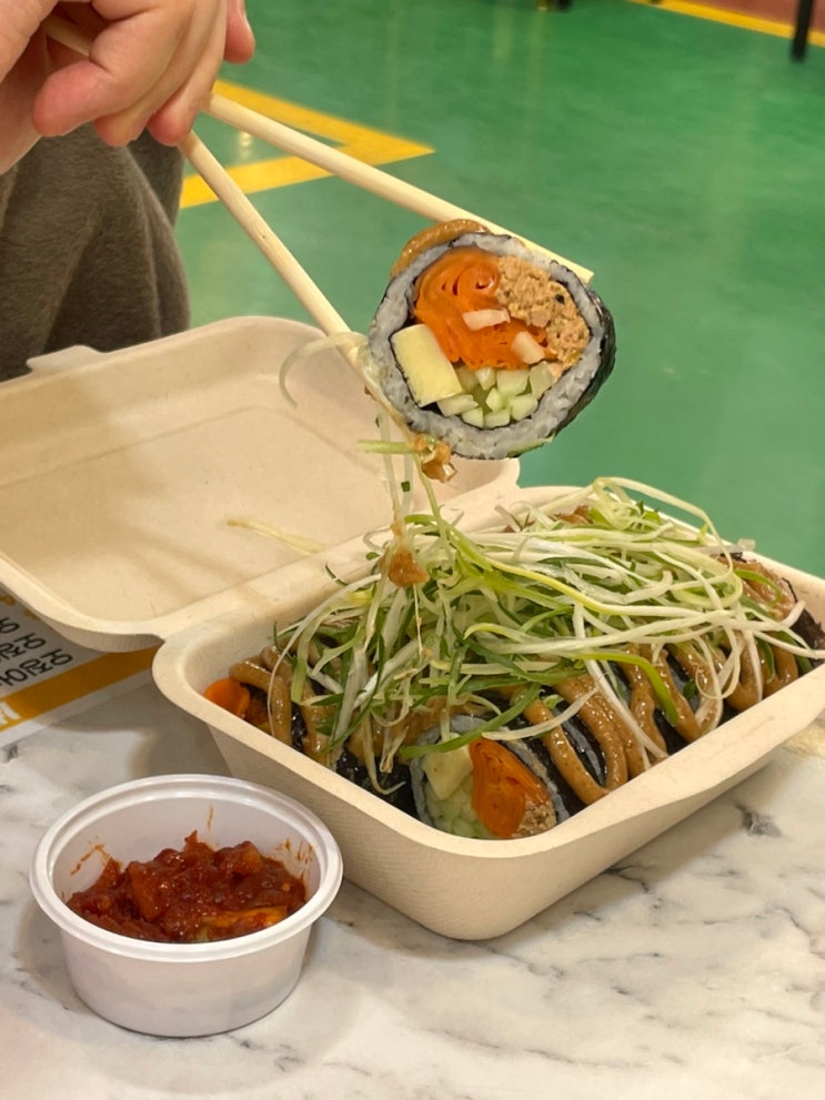 속초 시장 맛집 장홍 김밥 And 현태네 튀김홍게라면과 오징어순대 네이버 블로그