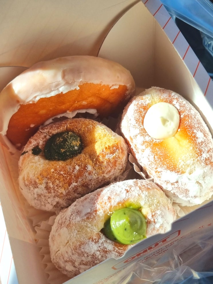 [평택 안중 도넛] 오넛(ONUT), 글레이즈드 도넛, 크림도넛 꼭 먹어주시라고요 : 네이버 블로그