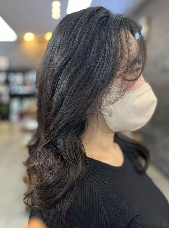 정인 디자이너 볼륨있으면서 자연스러운 컬 빌드펌 홍단헤어 창원경남대점 네이버 블로그