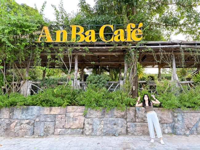 [푸꾸옥 여행] 안바카페(AnBa CaFe), 여행자거리 카페, 브런치가능 : 네이버 블로그