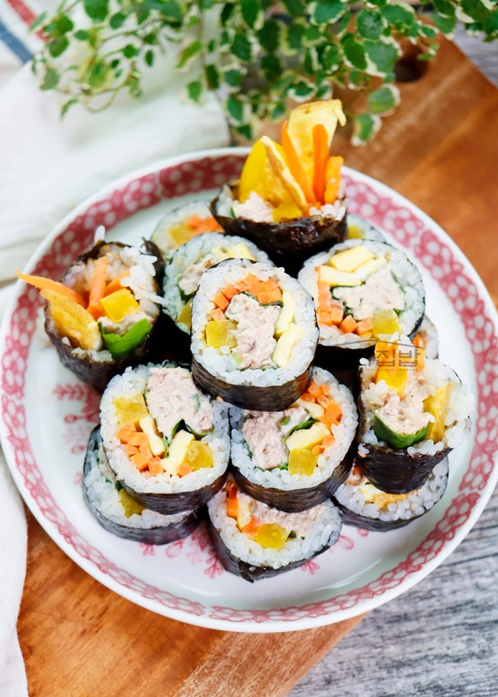 참치김밥 맛있게싸는법 집 김밥 재료만들기 청양고추 야채 김밥 레시피 네이버 블로그