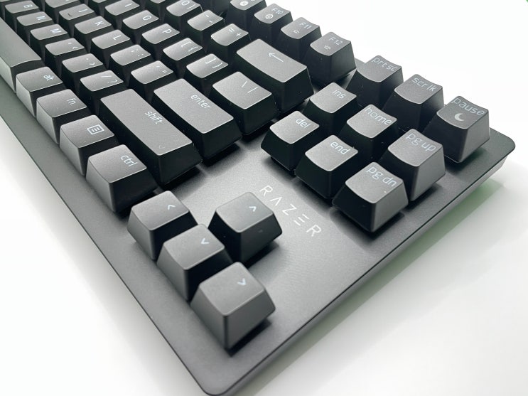 레이저 헌츠맨 V2 게이밍 키보드 내돈내산 후기 :: RAZER Huntsman V2 Linear TLK : 네이버 블로그