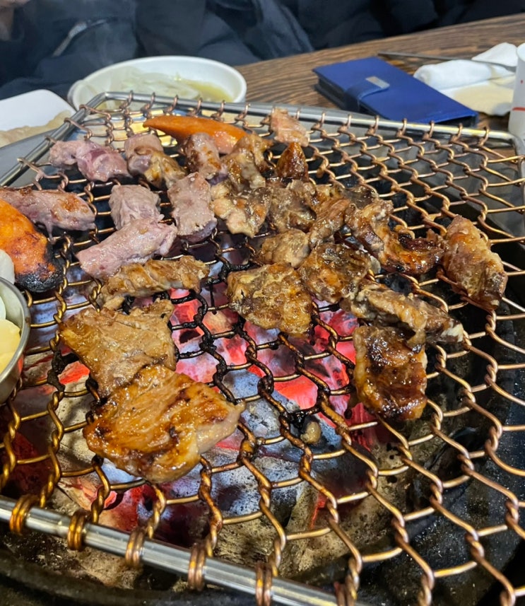 천안 성거 맛집 태능참숯화로구이ㅣ가성비👍🏻 돼지갈비 무한리필집에서 갈비and갈매기살 냠 후기☺︎ 네이버 블로그