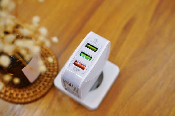 PD 충전기 에이투 AR0101 고속 USB 멀티 충전기로 여행 준비 끝.(With.아이패드/아이폰) : 네이버 블로그