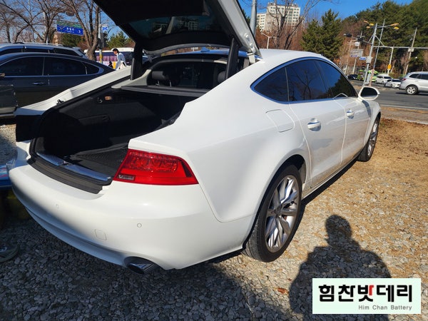 힘찬밧데리 창원점 창원밧데리 창원 외동 아우디 A7 자동차 배터리 전문점 힘찬배터리 델코 Agm 105 L 배터리 적용 창원 마산 진해 수입차 국산차 배터리 전문점