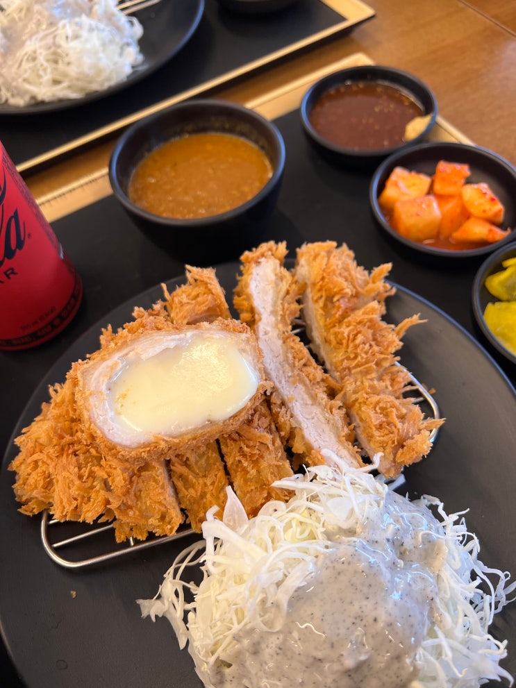 제주도여행 2022년 제주도 두 달 살이 기록제제김밥 카페시커 제주하멜 카페코삿 포도뮤지엄 방주교회 약천사