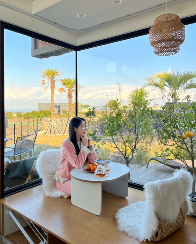 숙소) 제주시 애월읍 넓은마당에 야외풀장,자쿠지가있는 ‘스테이인탐라’ : 네이버 블로그