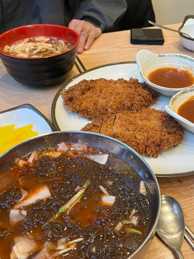 칠곡 3지구 '매콤돈가스 & 칡불냉면' 해장하기 좋은 맛집 : 네이버 블로그