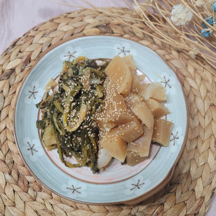 입맛 제대로 당기는 묵은 총각김치지짐 총각무조림 묵은 파김치 요리 네이버 블로그