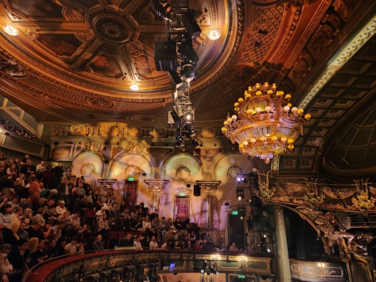 런던 오페라의 유령 뮤지컬 (좌석 시야/관람 후기) : 네이버 블로그