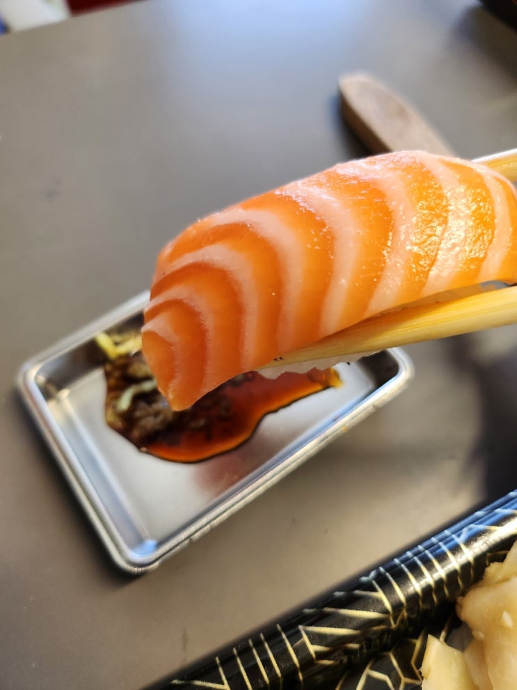 부전시장맛집 두툼한 초밥이 맛있는 민영활어공장 부산부전시장점 네이버 블로그