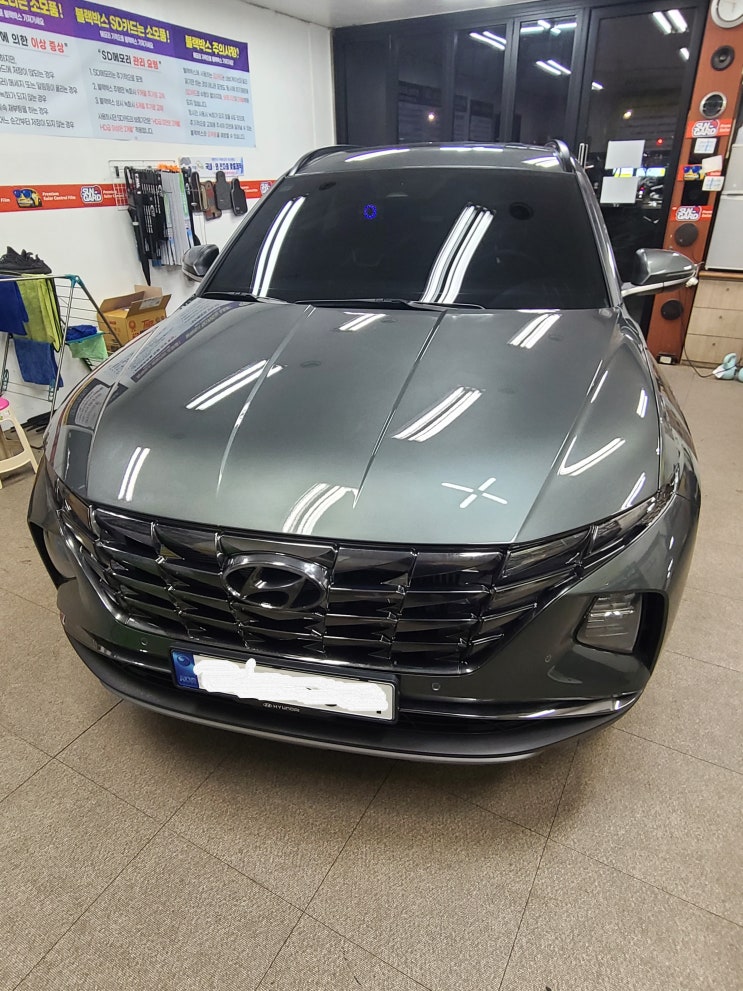 수원 투싼 하이브리드 블랙박스 유라이브블랙박스와 파인뷰블랙박스 비교후 고성능 파인뷰LXQ500으로 교체! - 카앤샵 : 네이버 블로그