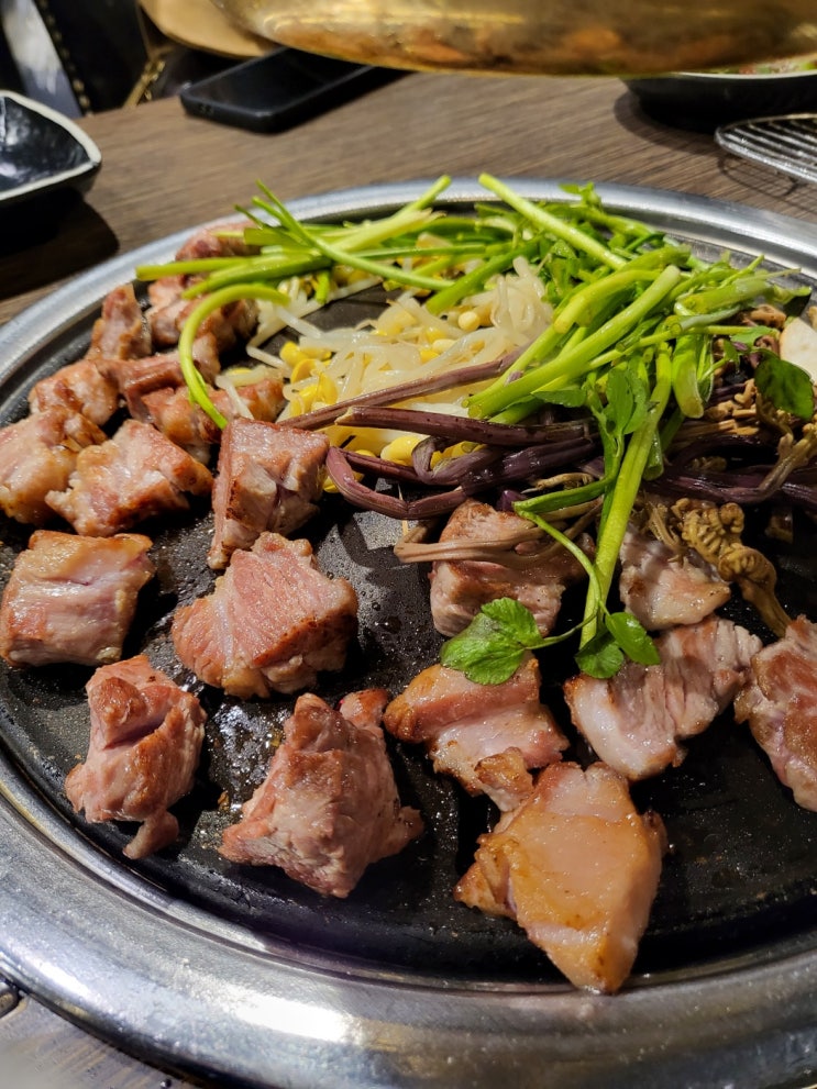 구로디지털단지 맛집술집 구디 회식 미나리 고사리 삼겹살 맛집 고기도 직접구워주는 육풍 네이버 블로그