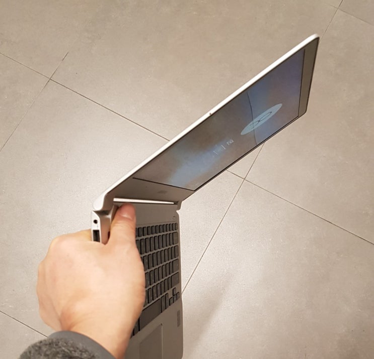 삼성 노트북 900x i7-5500U 2.40 GHz 얇다. 삼성 NT900X3K-K78S /8GB /SSD256GB 가볍기 ...