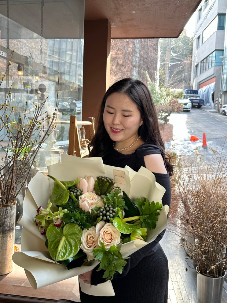 플로리스트 준비하신다면 플라워레슨 학원은 블레스유플라워 강추 두 번째 수업 핸드타이드 부케 네이버 블로그