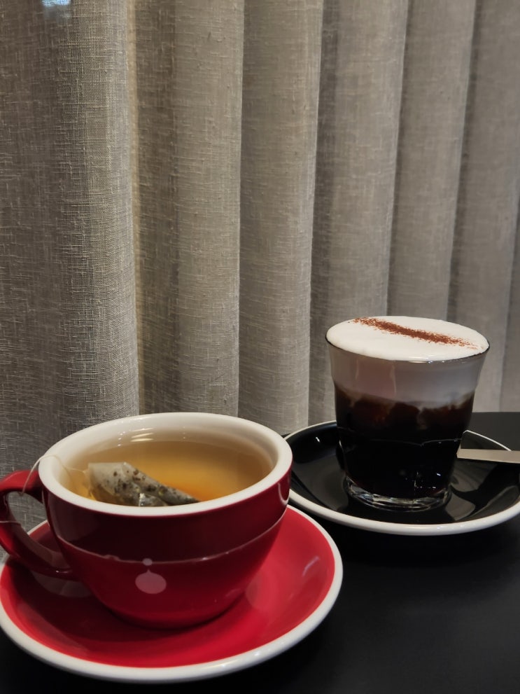 [대전/둔산동] 오아이커피 oi coffee 커피 맛있고 분위기 좋은 탄방역 카페 : 네이버 블로그