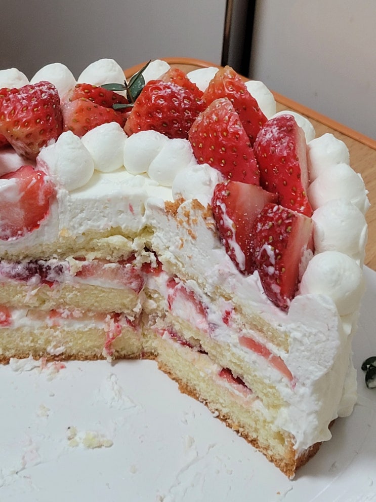 수원 여기 딸기홀케이크 존맛이군요 수원수제케이크 제이델링예약방법방문픽업후기 네이버 블로그