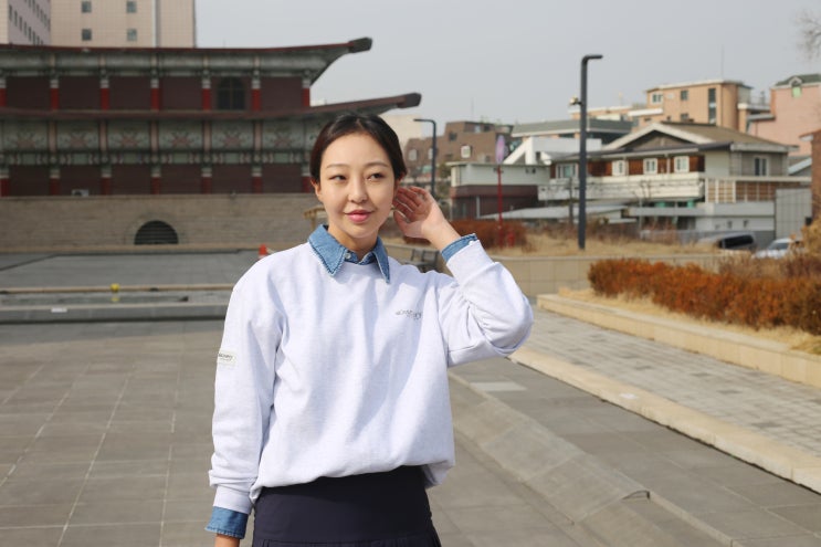 디스커버리 여성 오버핏 바시티 맨투맨 추천 다가오는 봄코디가 기다려져 네이버 블로그