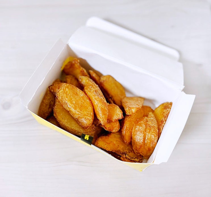 Bhc 반반치킨 웨지감자 빨간소떡 가격 사이드메뉴 기프티콘사용 영업시간 추천메뉴 네이버 블로그