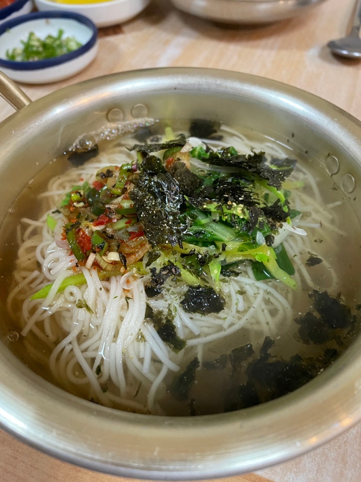 포항 두호동 맛집 안강냄비국수 내돈내산 국수맛집 칼국수 부추전 고기만두 냄비국수 공기밥 무료 네이버 블로그