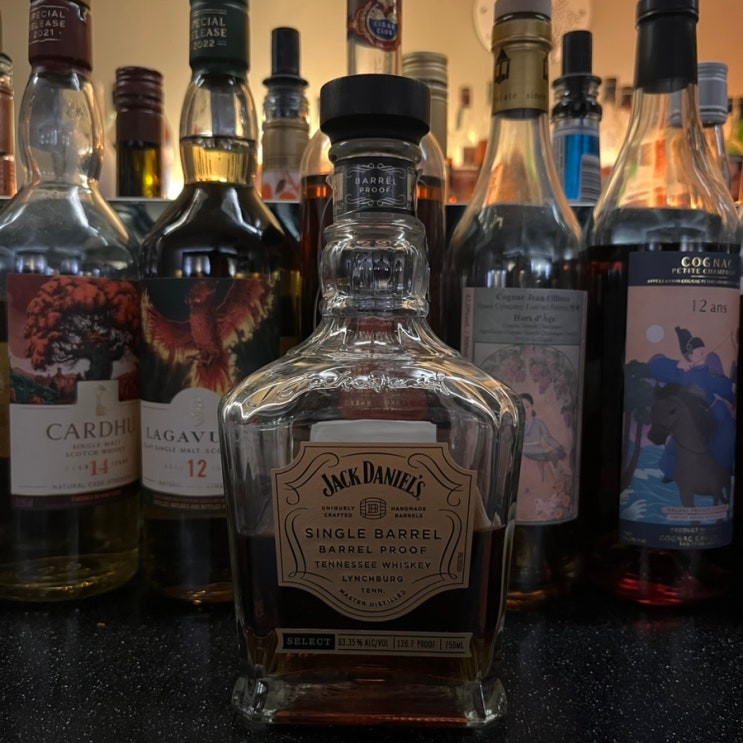 잭다니엘 싱글배럴 배럴프루프 리뷰. 63.35의 도수를 자랑하는 Jack Daniels SBBP : 네이버 블로그