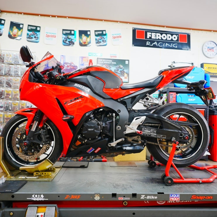 혼다 Cbr1000rr 페트로나스 파라플루 냉각수 교환 에어필터 교환 점화플러그 교환 엔진오일 교환 낚시 그립